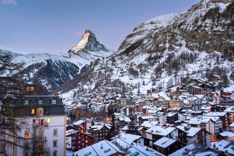 How to Spend an Unforgettable Christmas in Zermatt - The Globetrotting ...