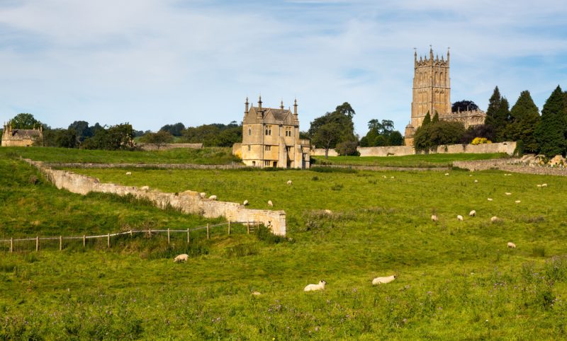 The Cotswolds Villages: A Complete Guide for an English Countryside ...